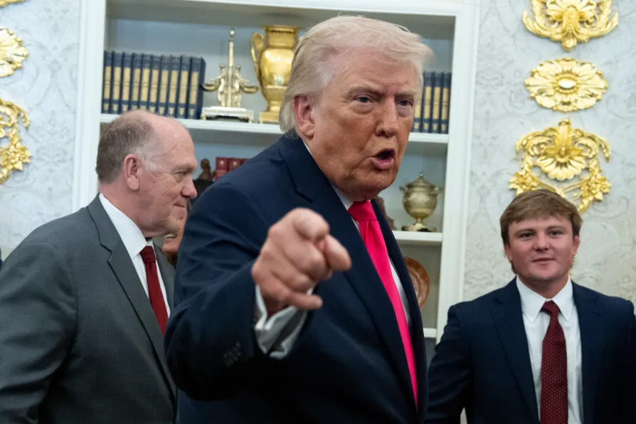 Trump’s shadow falls on British media | Morning Star