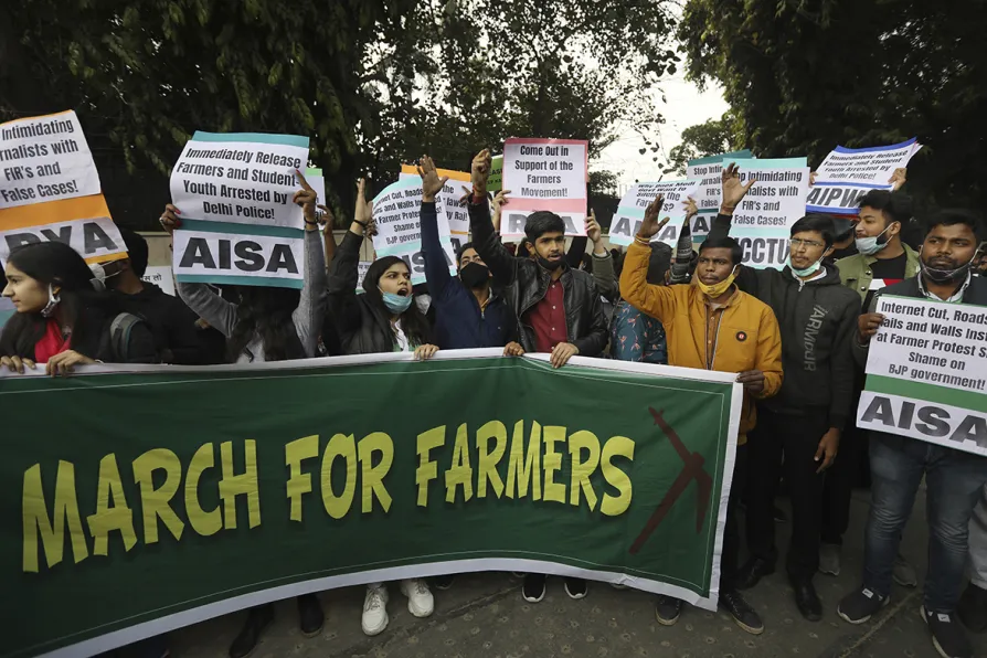 Farmers set to mobilise thousands for mass protest in Delhi amid new ...