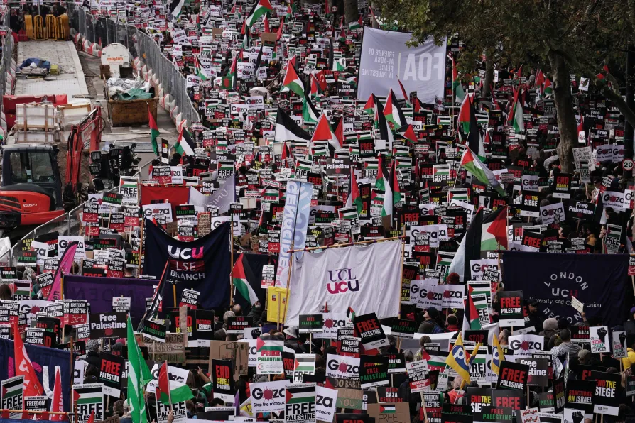 Half a million march for Gaza in London as peace demos take a stand ...