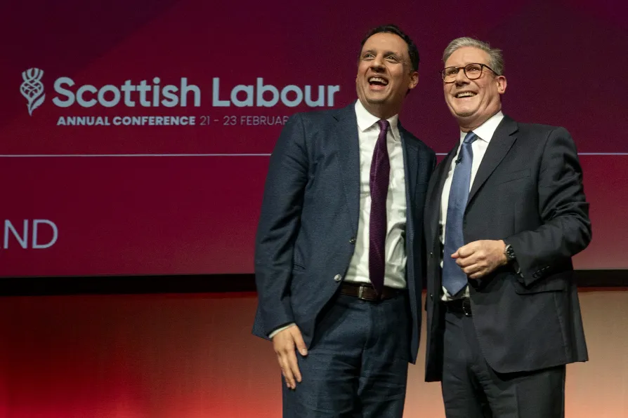 Sarwar must break with Starmer to give Scottish Labour a fighting ...