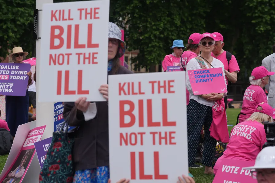 Assisted dying bill to face scrutiny by Lords committee | Morning Star