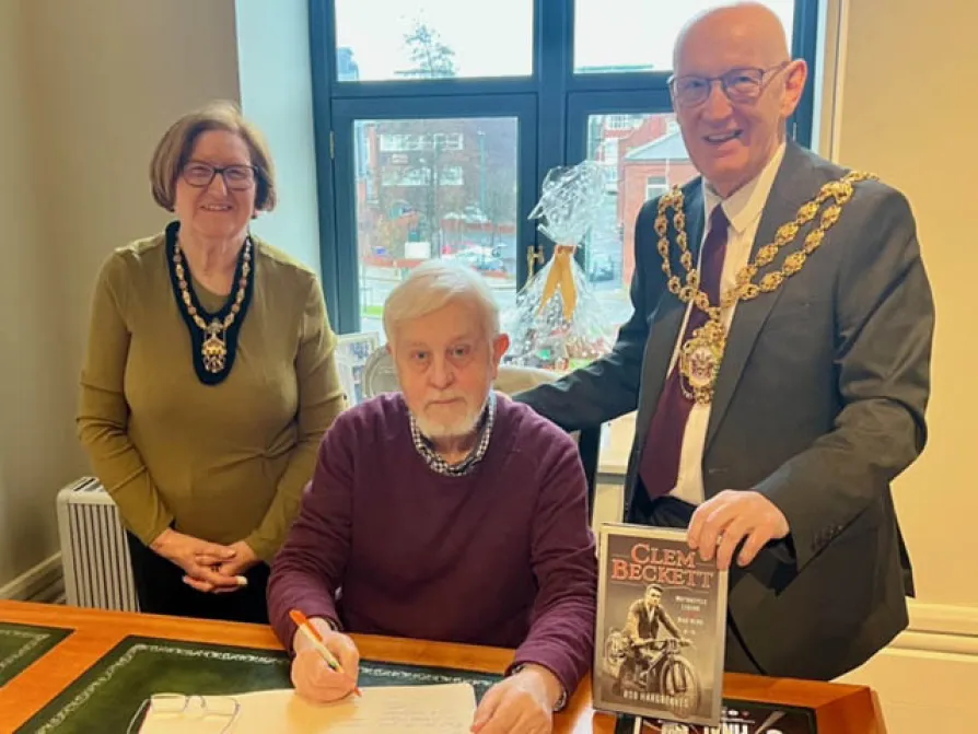 No Pasaran: Oldham will never forget! | Morning Star