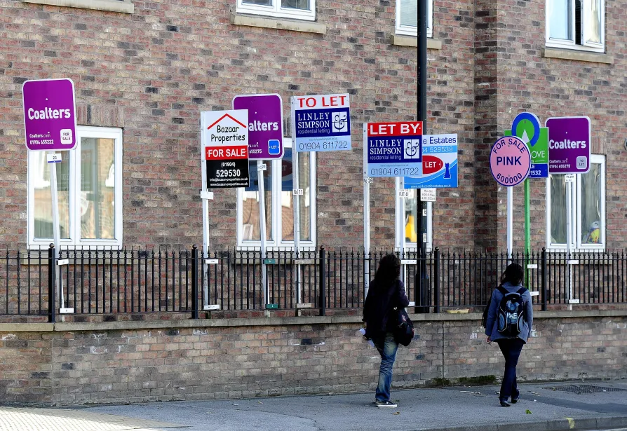 Unions and tenants groups call on ministers to introduce rent controls ...