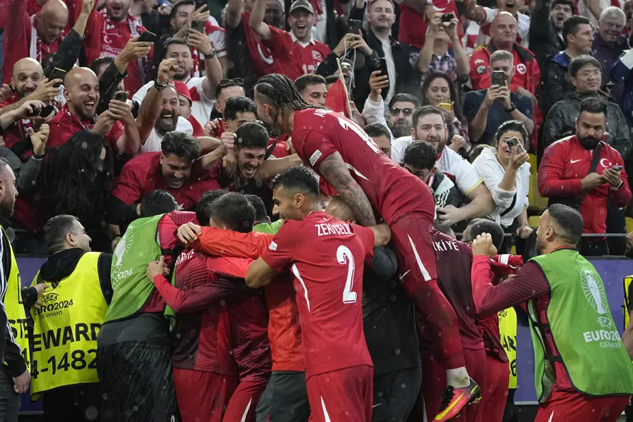 Muldur and Guler's wonder goals help Turkey see off Georgia | Morning Star