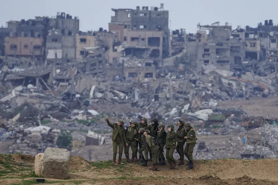 Starmer ducks taking firm action against Israel's Gaza genocide at PMQs ...