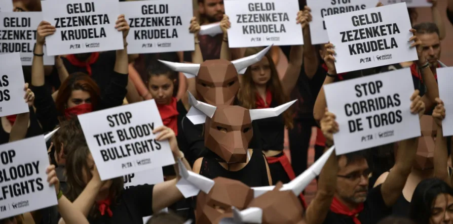 Women protest against sexual violence at Spain's San Fermin bull ...