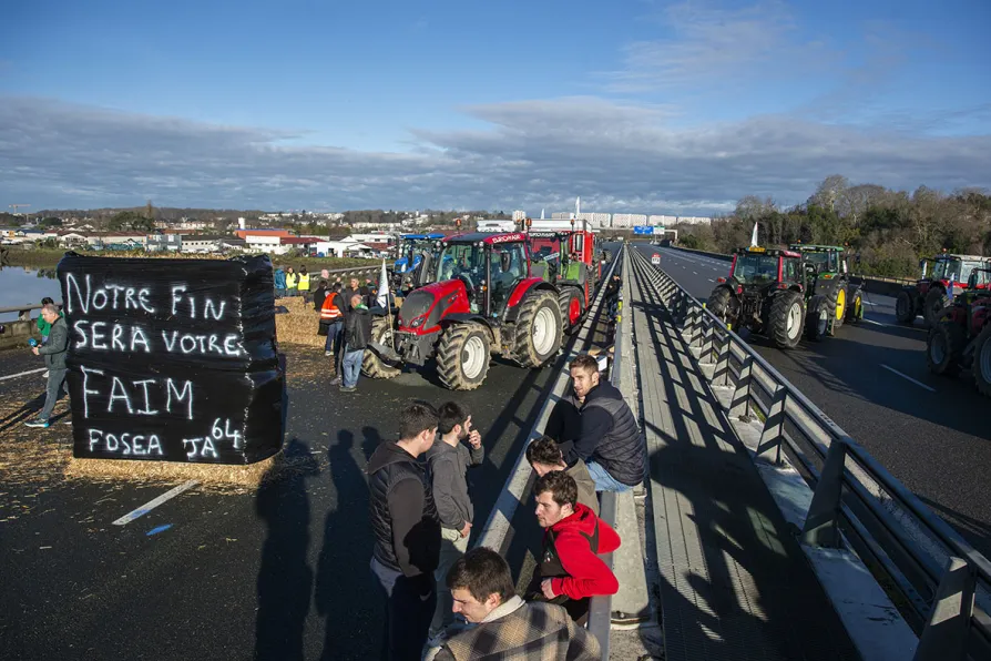 Woman killed after car crashes into French farmers' protest | Morning Star