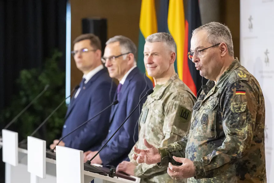 German troops deployed in eastern Europe for first time since World War ...