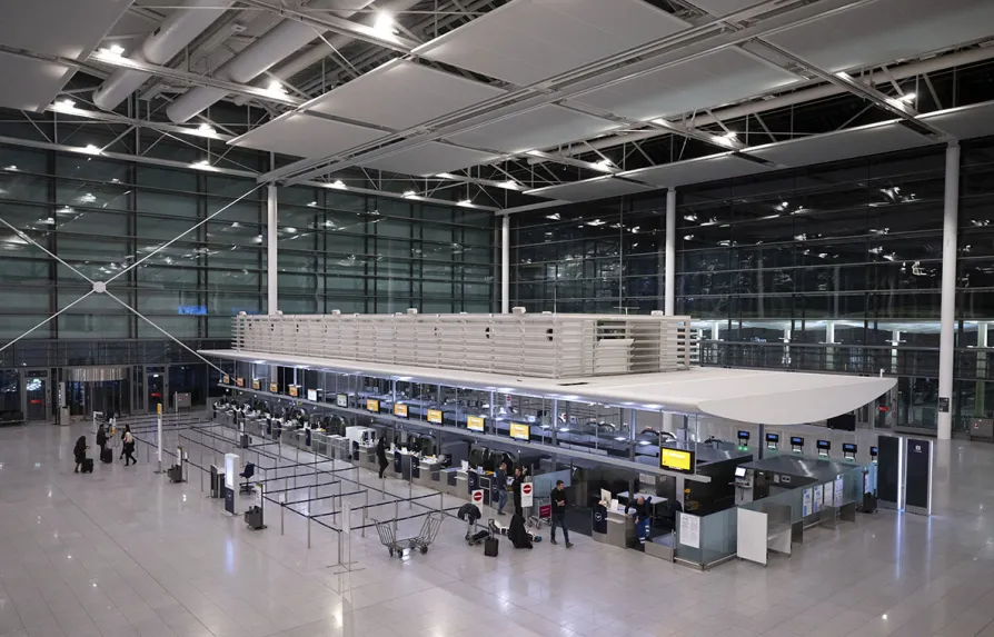 Workers at Munich Airport begin two day strike | Morning Star