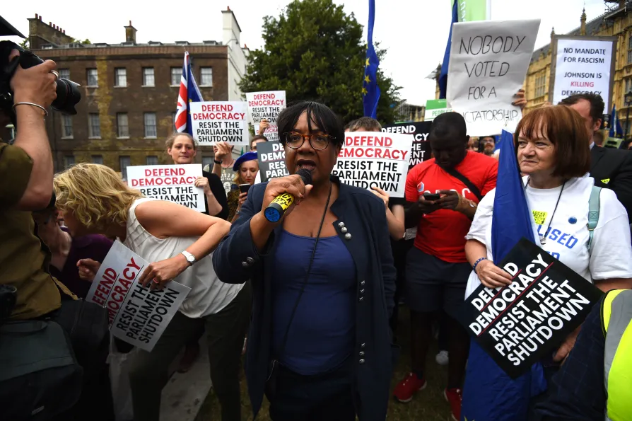Thousands protest Johnson's suspension of Parliament | Morning Star