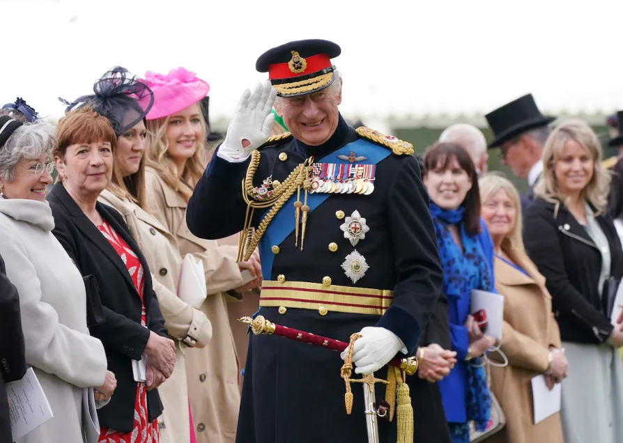 Public support for monarchy returns to an all-time low | Morning Star