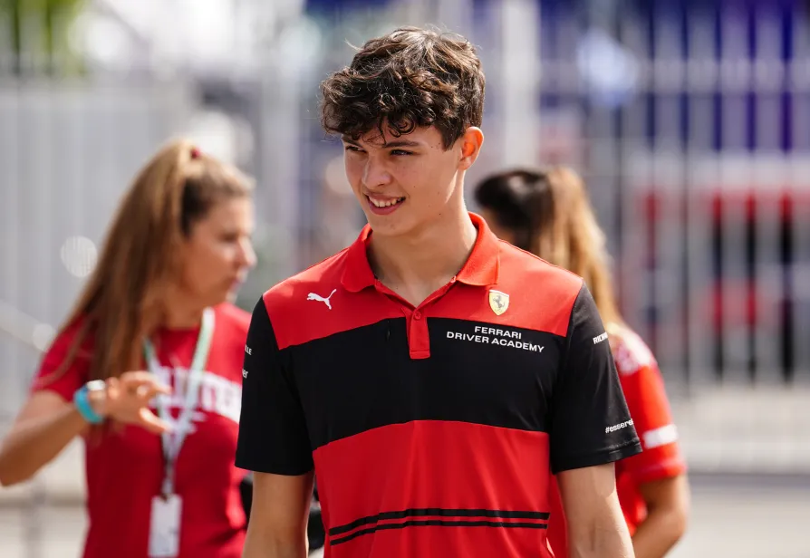 Hamilton praises ‘future star’ Bearman after dream debut | Morning Star