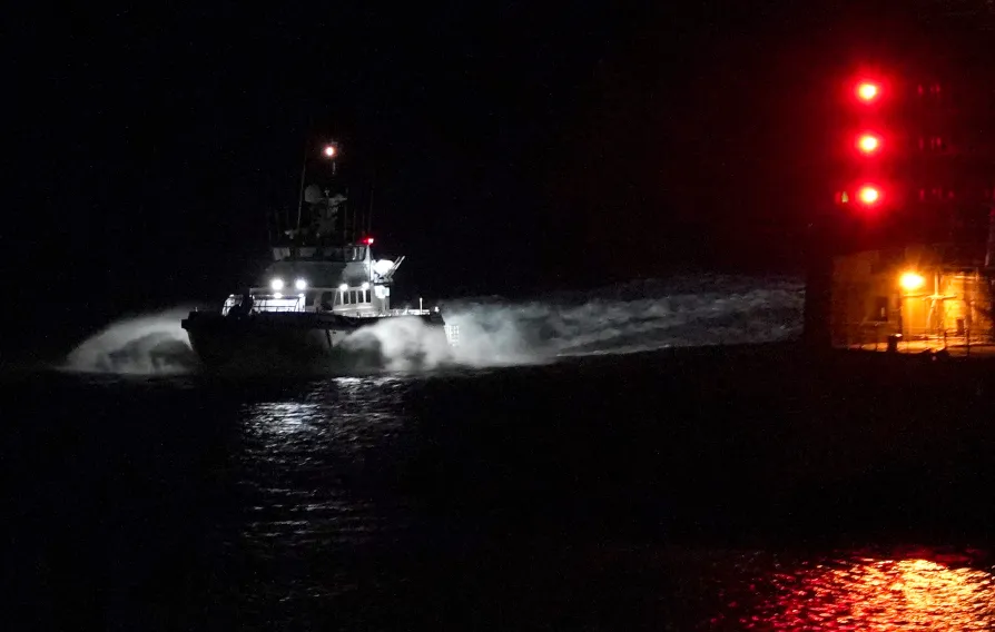 Channel deaths must be ‘wake up call’ as Tories return to infighting ...