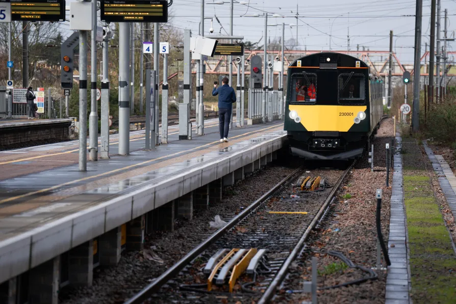 TUC welcomes rail renationalisation and calls for wider public ...