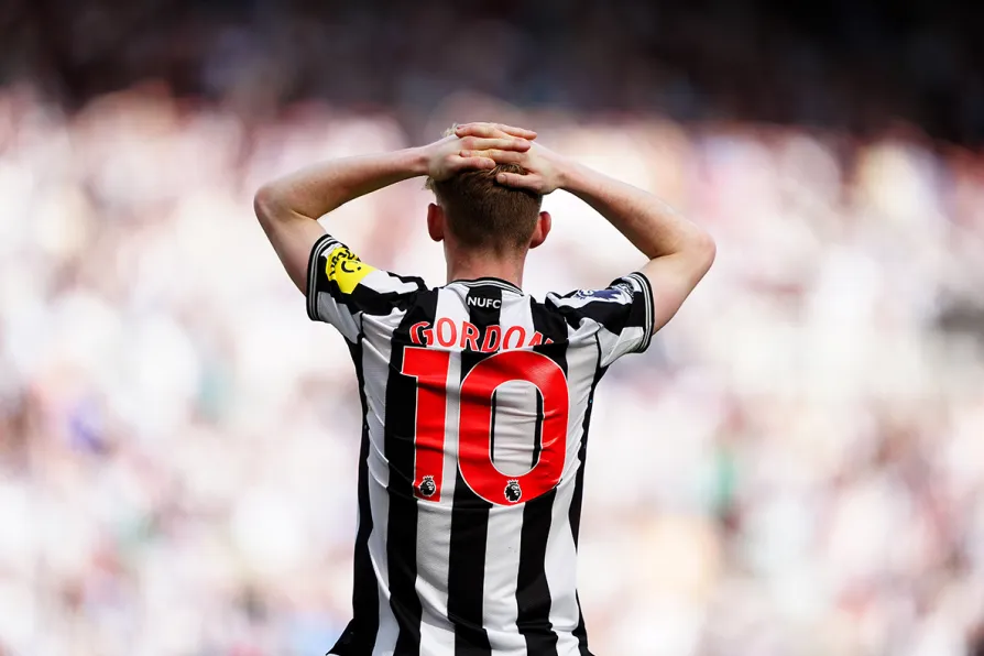 Magpie's ‘rhythm not quite there’ against Seagulls | Morning Star