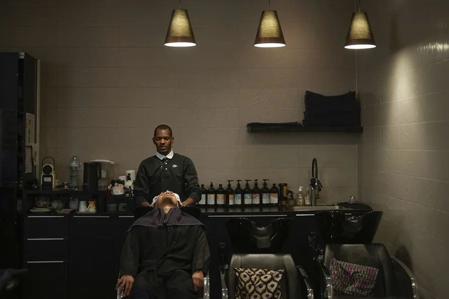 French lawmakers approve a bill to ban hair discrimination | Morning Star