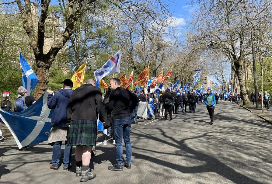 Thousands attend pro-independence rally in Scotland | Morning Star