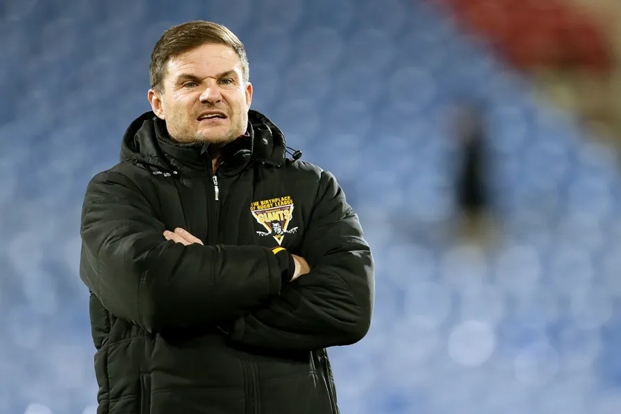 Simon Woolford leaves Giants earlier than expected | Morning Star