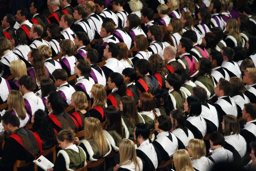The challenges of being a working-class woman at university | Morning Star